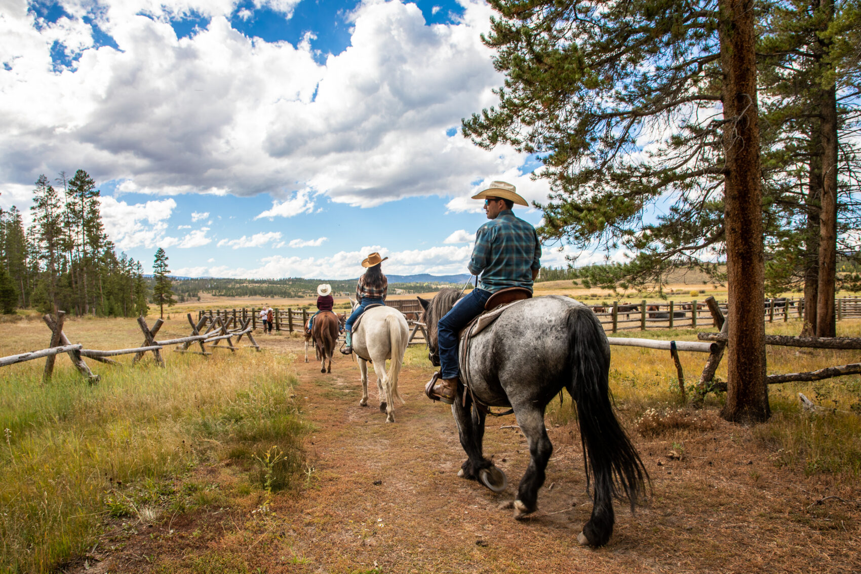 Cabin Creek Stables | Devil's Thumb Ranch, Colorado