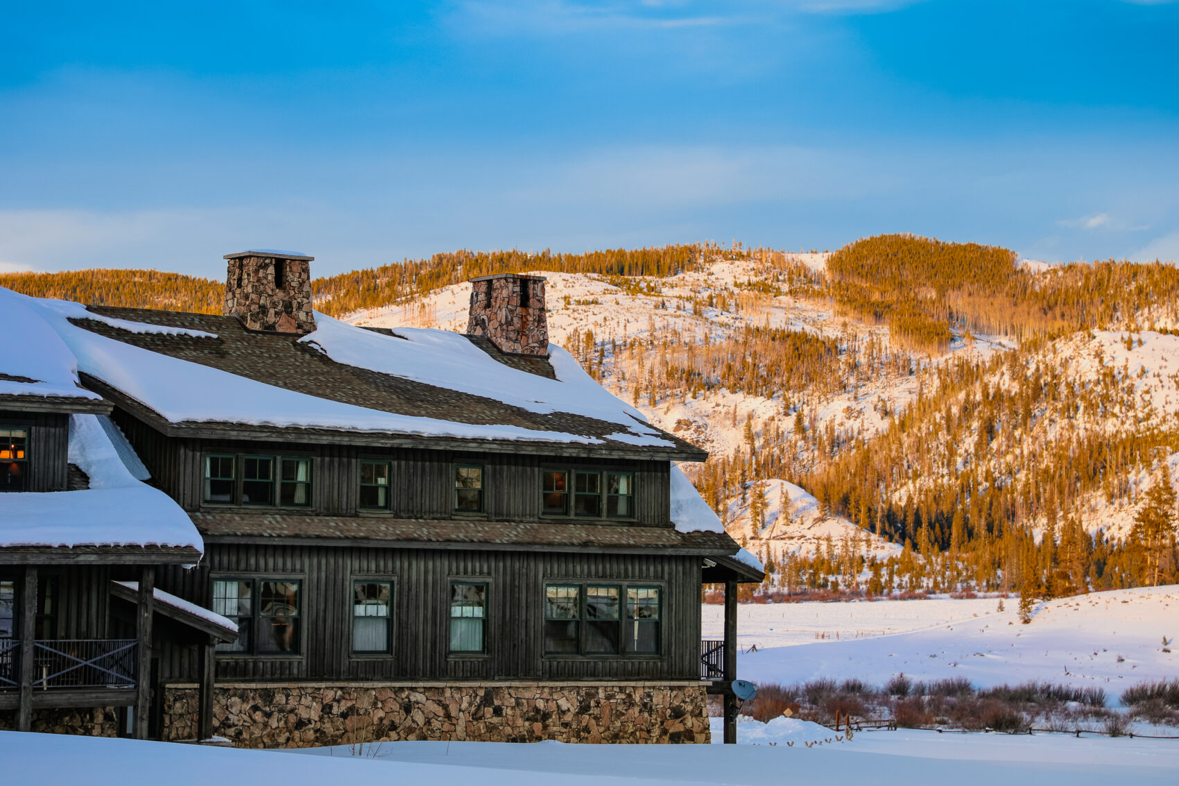 Packages and Specials | Devil's Thumb Ranch Resort & Spa